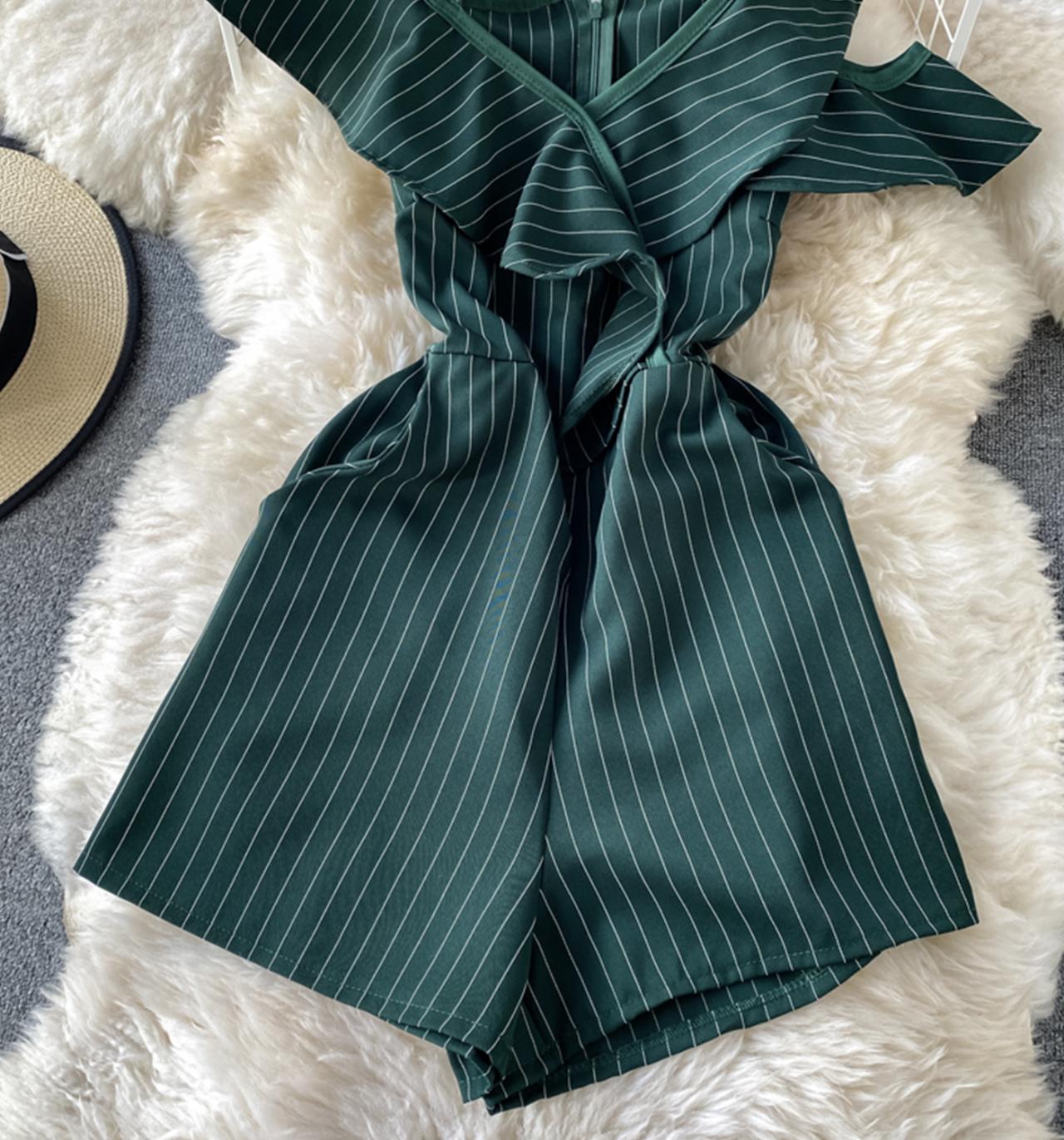 Cute V-neck Jumpsuit Shorts on Luulla