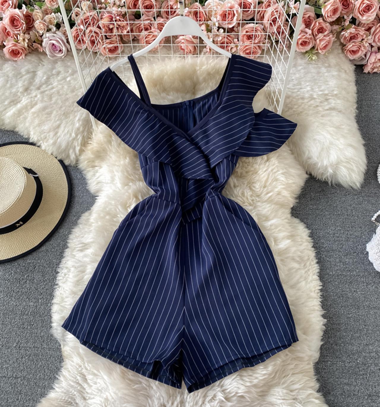 Cute V-neck Jumpsuit Shorts on Luulla